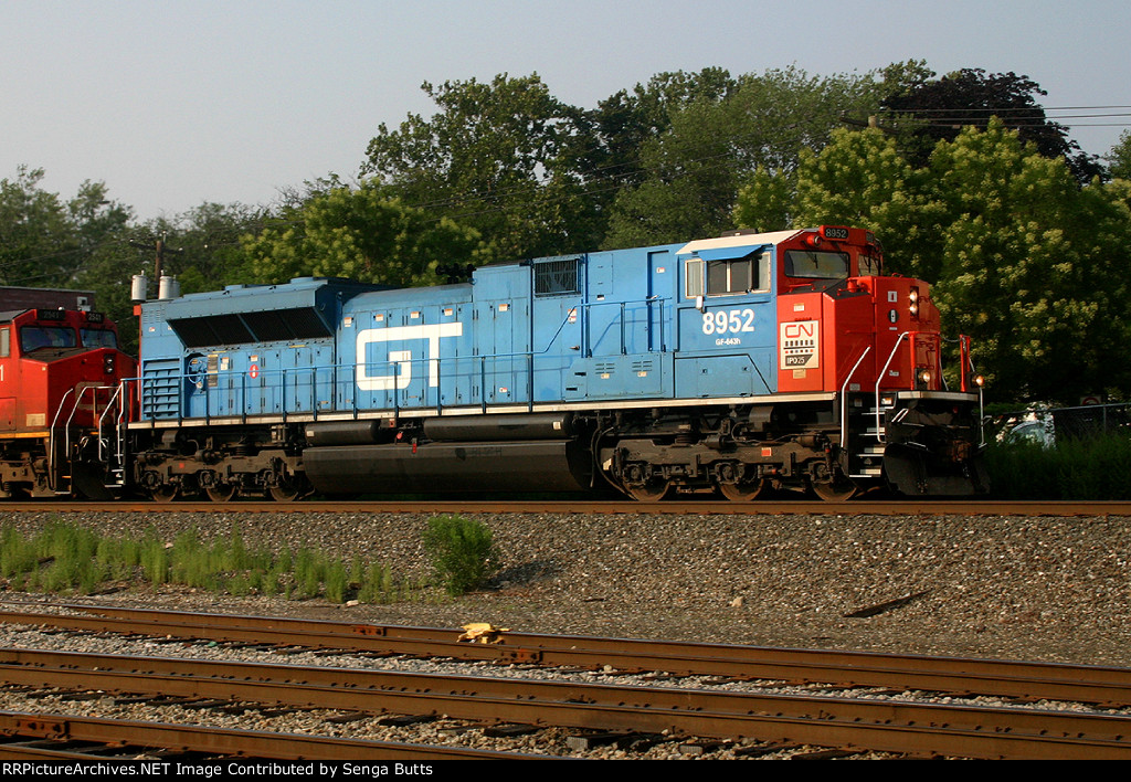 CN GTW 8952 Heritage Unit